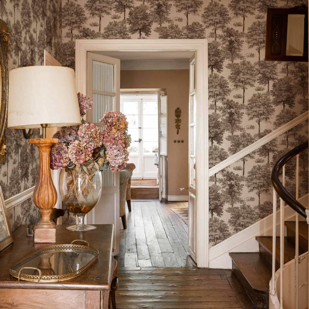 Tapet cu model de copaci - Eleganță naturală | XTDeco.ro