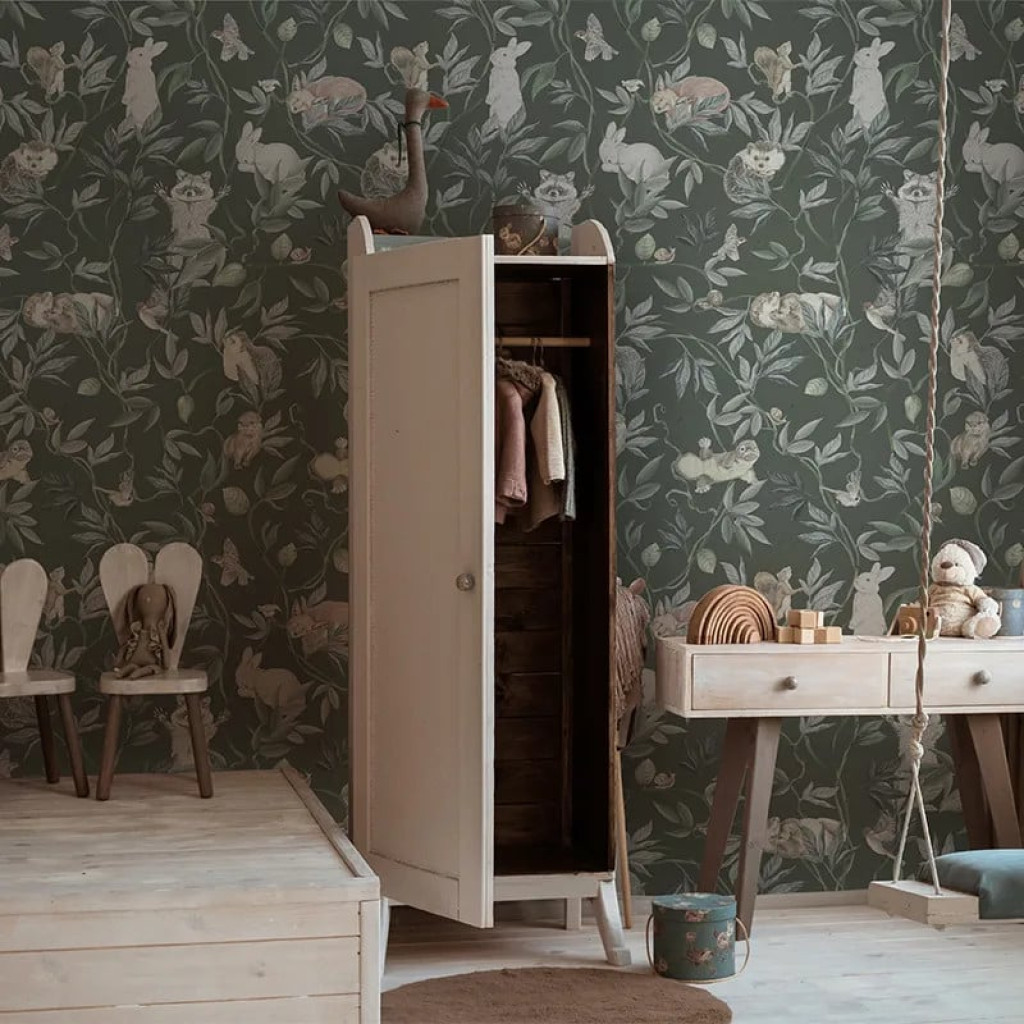 Tapet Personalizat Verde Salvie cu Animale - Creează un Spațiu Magic ...